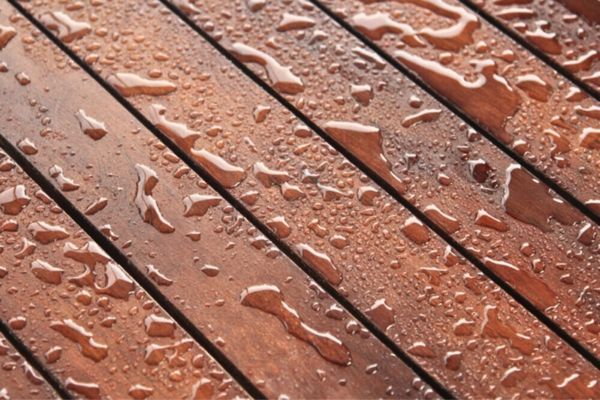 Choosing Wood Siding Finish - Cedar Stain, Paint & Weathering